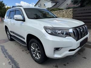 White Toyota Land Cruiser 2018 in Marijampole, with an engine capacity of 2.76 L and mileage of 150 thousand km for 33600 €, photo 4 on AUTOMOTO.COM.LV