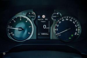 Balts Toyota Land Cruiser 2018 Rīga, ar dzinēja tilpumu 2.76 L un nobraukumu 109 tūkst. km par 42990 €, foto 14 vietnē AUTOMOTO.COM.LV