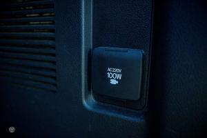 Balts Toyota Land Cruiser 2018 Rīga, ar dzinēja tilpumu 2.76 L un nobraukumu 109 tūkst. km par 42990 €, foto 31 vietnē AUTOMOTO.COM.LV