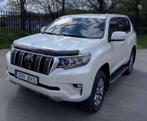 White Toyota Land Cruiser 2018 in Vilnius, with an engine capacity of 2.76 L and mileage of 19 thousand km for 49900 €, photo  on AUTOMOTO.COM.LV