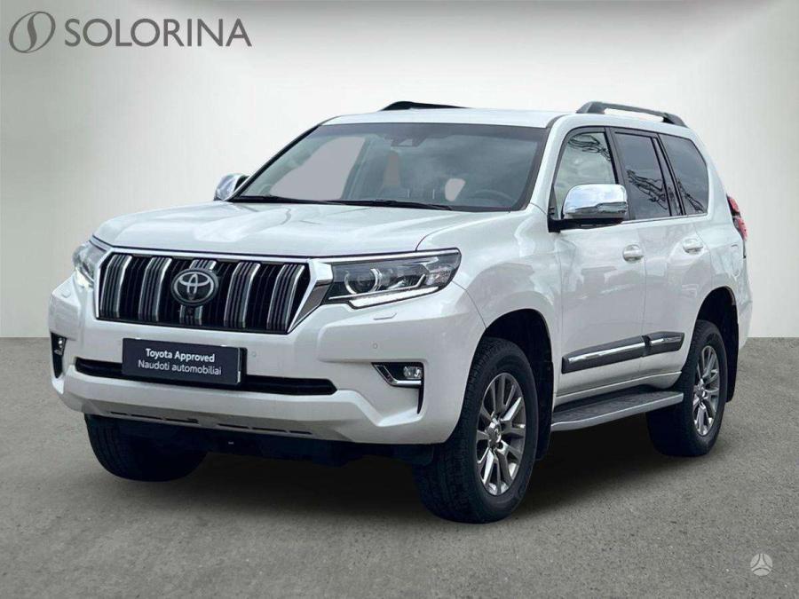 White Toyota Land Cruiser 2019 in Klaipeda, with an engine capacity of 2.76 L and mileage of 104 thousand km for 41000 €, photo 1 on AUTOMOTO.COM.LV