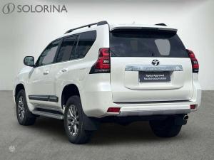 White Toyota Land Cruiser 2019 in Klaipeda, with an engine capacity of 2.76 L and mileage of 104 thousand km for 41000 €, photo 18 on AUTOMOTO.COM.LV