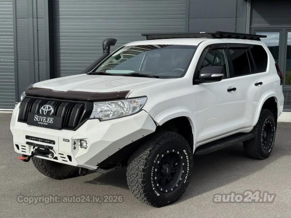 Toyota Land Cruiser 2021 Tallina vietnÄ Balts Toyota Land Cruiser 2021 Tallina, ar dzinÄja tilpumu 2.80 L un nobraukumu 22 tÅ«kst. km par 54995 ā¬, foto 5 vietnÄ AUTOMOTO.COM.LV