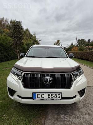 Balts Toyota Land Cruiser 2021 Rīga, ar dzinēja tilpumu 2.80 L un nobraukumu 128 tūkst. km par 50000 €, foto 5 vietnē AUTOMOTO.COM.LV