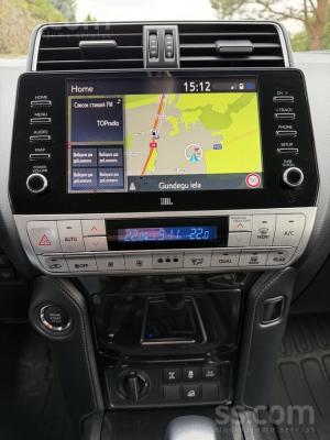 Balts Toyota Land Cruiser 2021 Rīga, ar dzinēja tilpumu 2.80 L un nobraukumu 128 tūkst. km par 50000 €, foto 8 vietnē AUTOMOTO.COM.LV