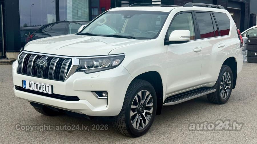 Balts Toyota Land Cruiser 2022 Tallina, ar dzinēja tilpumu 2.80 L un nobraukumu 45 tūkst. km par 59500 €, foto 5 vietnē AUTOMOTO.COM.LV