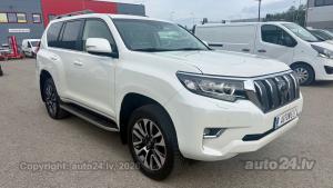 Balts Toyota Land Cruiser 2022 Tallina, ar dzinēja tilpumu 2.80 L un nobraukumu 45 tūkst. km par 59500 €, foto 6 vietnē AUTOMOTO.COM.LV