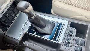 Balts Toyota Land Cruiser 2022 Tallina, ar dzinēja tilpumu 2.80 L un nobraukumu 45 tūkst. km par 59500 €, foto 14 vietnē AUTOMOTO.COM.LV