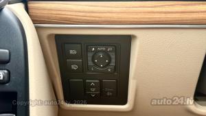 Balts Toyota Land Cruiser 2022 Tallina, ar dzinēja tilpumu 2.80 L un nobraukumu 45 tūkst. km par 59500 €, foto 19 vietnē AUTOMOTO.COM.LV