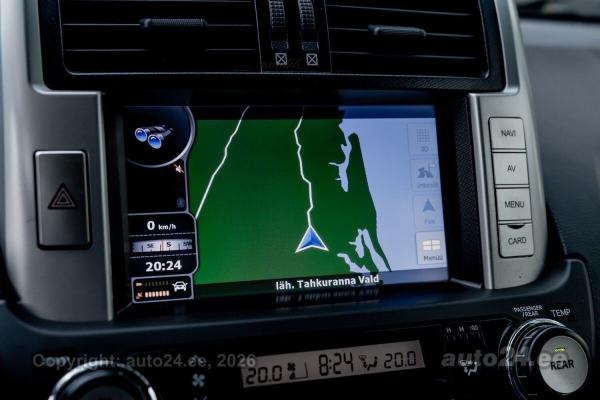 Balts Toyota Land Cruiser 2012 Pērnava, ar dzinēja tilpumu 3.00 L un nobraukumu 158 tūkst. km par 29400 €, foto 10 vietnē AUTOMOTO.COM.LV
