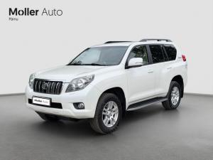 Balts Toyota Land Cruiser 2012 Pērnava, ar dzinēja tilpumu 3.00 L un nobraukumu 158 tūkst. km par 29400 €, foto 18 vietnē AUTOMOTO.COM.LV