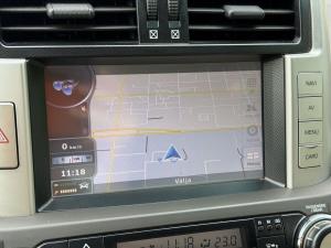 Balts Toyota Land Cruiser 2012 Pērnava, ar dzinēja tilpumu 3.00 L un nobraukumu 158 tūkst. km par 29400 €, foto 23 vietnē AUTOMOTO.COM.LV