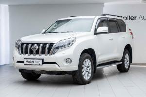 White Toyota Land Cruiser 2016 in Peetri, with an engine capacity of 2.80 L and mileage of 286 thousand km for 32750 €, photo  on AUTOMOTO.COM.LV