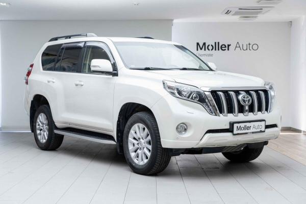 Balts Toyota Land Cruiser 2016 Peetri, ar dzinēja tilpumu 2.80 L un nobraukumu 286 tūkst. km par 32750 €, foto 2 vietnē AUTOMOTO.COM.LV