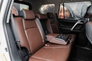 Balts Toyota Land Cruiser 2016 Peetri, ar dzinēja tilpumu 2.80 L un nobraukumu 286 tūkst. km par 32750 €, foto 13 vietnē AUTOMOTO.COM.LV