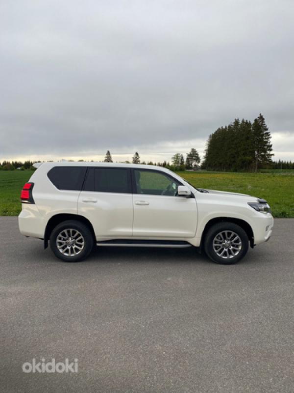 Balts Toyota Land Cruiser 2018 Tallina, ar dzinēja tilpumu 0.00 L un nobraukumu 16 tūkst. km par 56999 €, foto 4 vietnē AUTOMOTO.COM.LV