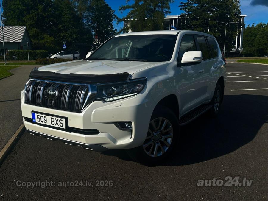 Balts Toyota Land Cruiser 2018 Jehvi, ar dzinēja tilpumu 2.80 L un nobraukumu 20 tūkst. km par 51500 €, foto 1 vietnē AUTOMOTO.COM.LV
