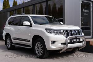 White Toyota Land Cruiser 2021 in Tallinn, with an engine capacity of 2.80 L and mileage of 120 thousand km for 49900 €, photo  on AUTOMOTO.COM.LV