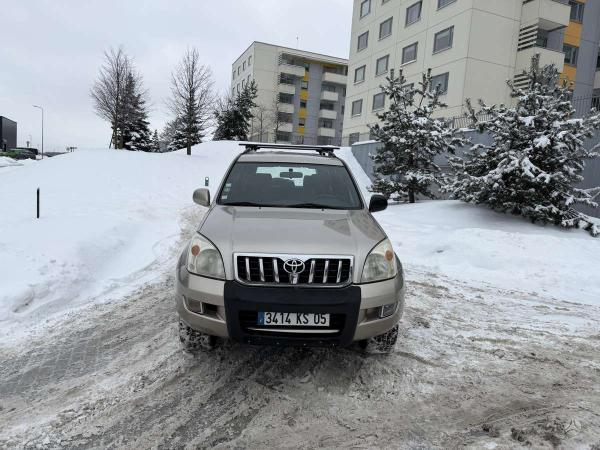 Dzeltens Toyota Land Cruiser 2005 Viļņa, ar dzinēja tilpumu 2.98 L un nobraukumu 290 tūkst. km par 7000 €, foto 8 vietnē AUTOMOTO.COM.LV
