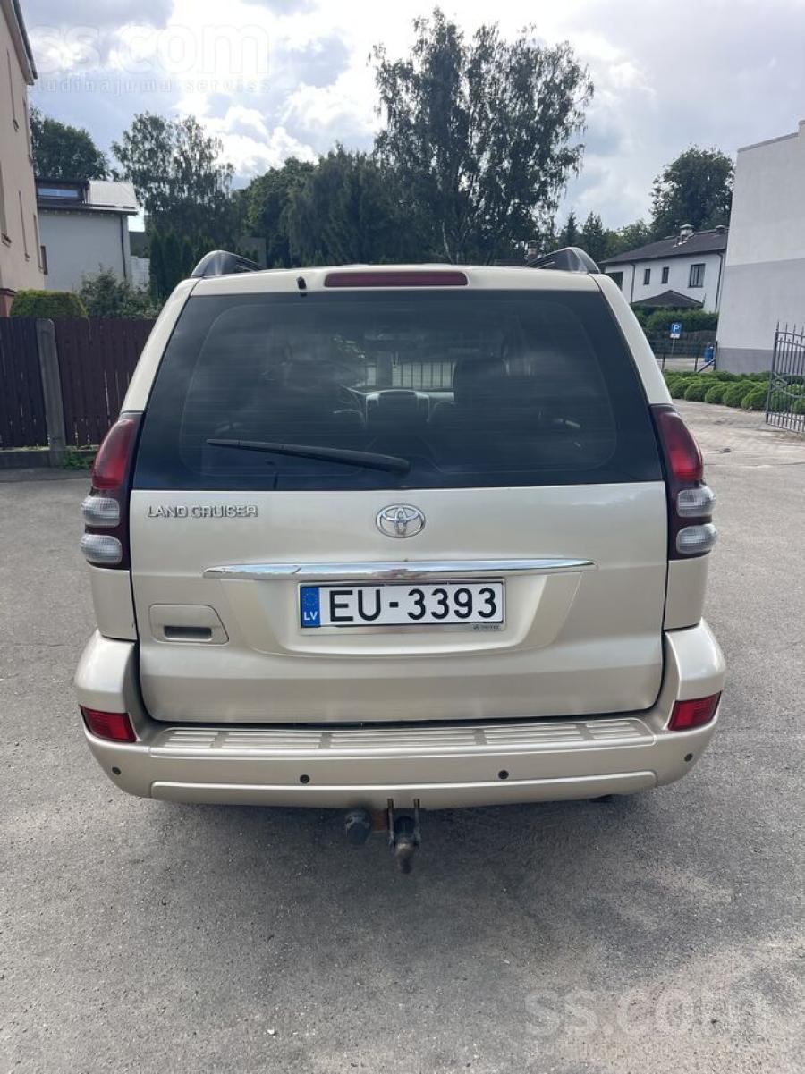 Dzeltens Toyota Land Cruiser 2005 Rīga, ar dzinēja tilpumu 3.00 L un nobraukumu 365 tūkst. km par 8500 €, foto 4 vietnē AUTOMOTO.COM.LV