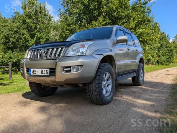 Toyota Land Cruiser 2005 Rīga vietnē Dzeltens Toyota Land Cruiser 2005 Rīga, ar dzinēja tilpumu 3.00 L un nobraukumu 289 tūkst. km par 11500 €, foto 1 vietnē AUTOMOTO.COM.LV