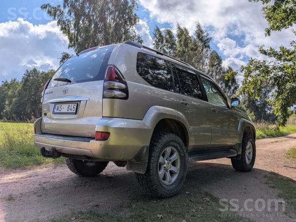 Toyota Land Cruiser 2005 Rīga vietnē Dzeltens Toyota Land Cruiser 2005 Rīga, ar dzinēja tilpumu 3.00 L un nobraukumu 289 tūkst. km par 11500 €, foto 5 vietnē AUTOMOTO.COM.LV