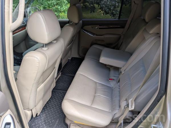 Toyota Land Cruiser 2005 Rīga vietnē Dzeltens Toyota Land Cruiser 2005 Rīga, ar dzinēja tilpumu 3.00 L un nobraukumu 289 tūkst. km par 11500 €, foto 8 vietnē AUTOMOTO.COM.LV