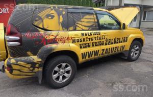 Dzeltens Toyota Land Cruiser 2005 Rīga, ar dzinēja tilpumu 3.00 L un nobraukumu 480 tūkst. km par 7000 €, foto 3 vietnē AUTOMOTO.COM.LV