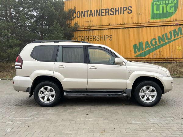 Dzeltens Toyota Land Cruiser 2006 Viļņa, ar dzinēja tilpumu 2.98 L un nobraukumu 280 tūkst. km par 6000 €, foto 6 vietnē AUTOMOTO.COM.LV