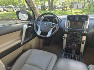 Dzeltens Toyota Land Cruiser 2012 Viļņa, ar dzinēja tilpumu 2.98 L un nobraukumu 58 tūkst. km par 28500 €, foto 8 vietnē AUTOMOTO.COM.LV