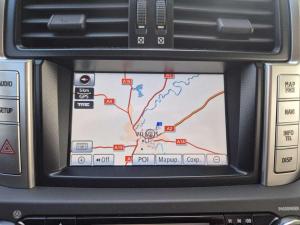 Dzeltens Toyota Land Cruiser 2012 Viļņa, ar dzinēja tilpumu 2.98 L un nobraukumu 58 tūkst. km par 28500 €, foto 17 vietnē AUTOMOTO.COM.LV