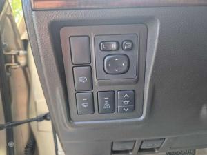 Dzeltens Toyota Land Cruiser 2012 Viļņa, ar dzinēja tilpumu 2.98 L un nobraukumu 58 tūkst. km par 28500 €, foto 22 vietnē AUTOMOTO.COM.LV