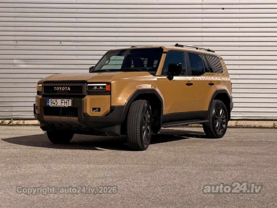 Dzeltens Toyota Land Cruiser 2024 Tallina, ar dzinēja tilpumu 2.80 L un nobraukumu 31 tūkst. km par 69000 €, foto 3 vietnē AUTOMOTO.COM.LV