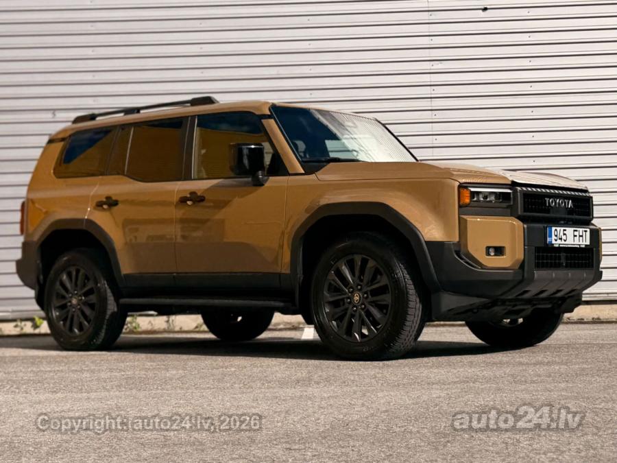 Dzeltens Toyota Land Cruiser 2024 Tallina, ar dzinēja tilpumu 2.80 L un nobraukumu 31 tūkst. km par 69000 €, foto 9 vietnē AUTOMOTO.COM.LV