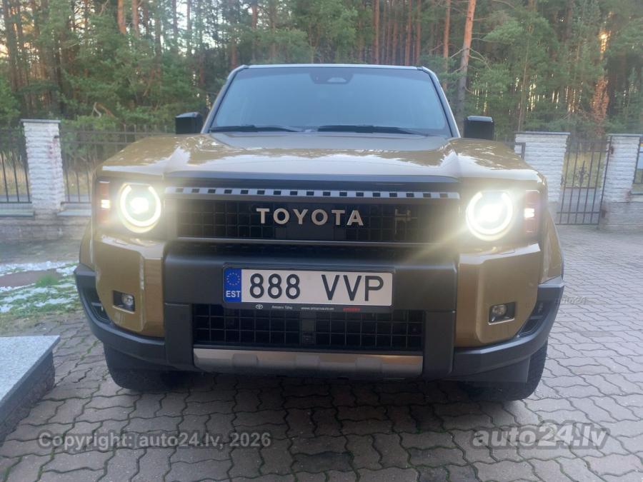 Dzeltens Toyota Land Cruiser 2024 Tallina, ar dzinēja tilpumu 2.80 L un nobraukumu 9 tūkst. km par 84000 €, foto 9 vietnē AUTOMOTO.COM.LV