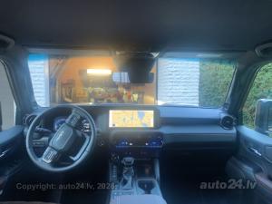 Dzeltens Toyota Land Cruiser 2024 Tallina, ar dzinēja tilpumu 2.80 L un nobraukumu 9 tūkst. km par 84000 €, foto 10 vietnē AUTOMOTO.COM.LV