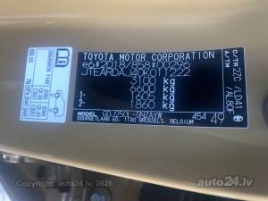 Dzeltens Toyota Land Cruiser 2024 Tallina, ar dzinēja tilpumu 2.80 L un nobraukumu 9 tūkst. km par 84000 €, foto 15 vietnē AUTOMOTO.COM.LV