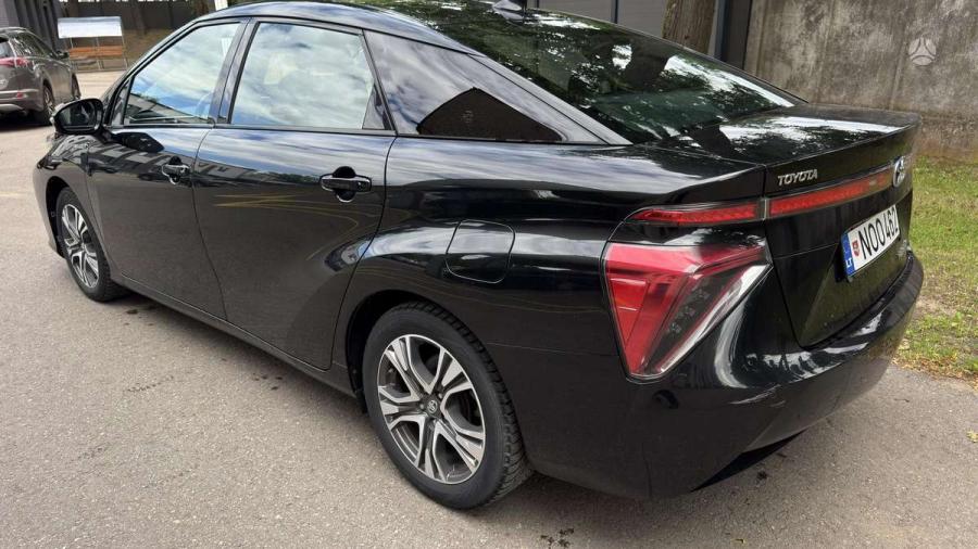 Черный Тойота Mirai 2020 в Каунас, объемом двигателя 0.00 л и пробегом 44 тыс. км за 7200 €, фото 7 на AUTOMOTO.COM.LV