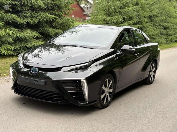 Черный Тойота Mirai 2023 в Пренай, объемом двигателя 0.00 л и пробегом 19 тыс. км за 15000 €, фото 1 на AUTOMOTO.COM.LV