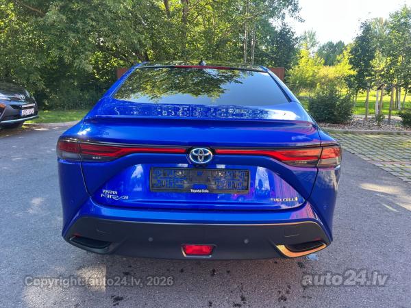 Blue Toyota Mirai 2021 in Tallinn, with an engine capacity of 0.00 L and mileage of 87 thousand km for 11490 €, photo 5 on AUTOMOTO.COM.LV