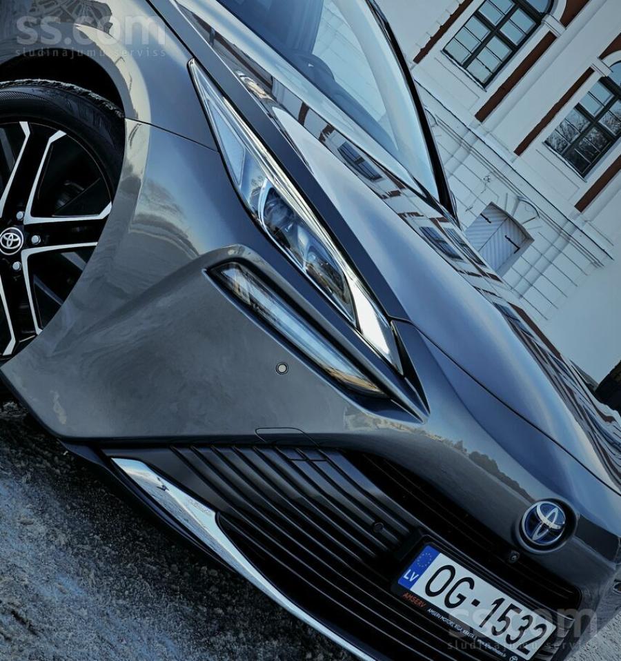 Grey Toyota Mirai 2021 in Jelgava, with an engine capacity of 0.00 L and mileage of 94 thousand km for 25000 €, photo 27 on AUTOMOTO.COM.LV