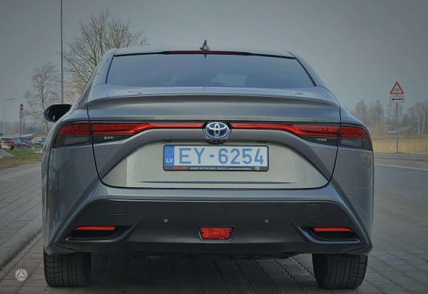 Тойота Mirai 2021 в Елгава на AUTOMOTO.COM.LV Серый Тойота Mirai 2021 в Елгава, объемом двигателя 0.00 л и пробегом 95 тыс. км за 17900 €, фото 9 на AUTOMOTO.COM.LV