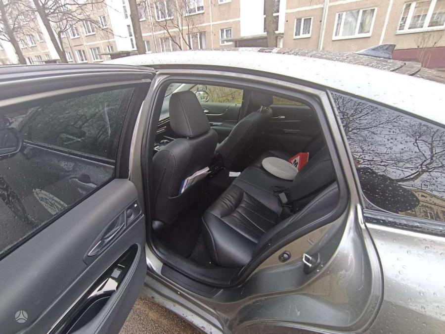 Pelēks Toyota Mirai 2022 Rīga, ar dzinēja tilpumu 0.00 L un nobraukumu 103 tūkst. km par 14850 €, foto 8 vietnē AUTOMOTO.COM.LV