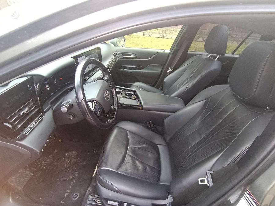 Pelēks Toyota Mirai 2022 Rīga, ar dzinēja tilpumu 0.00 L un nobraukumu 103 tūkst. km par 14850 €, foto 11 vietnē AUTOMOTO.COM.LV