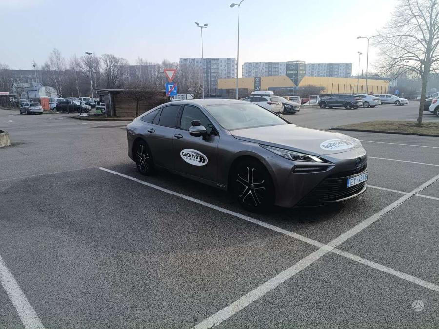 Pelēks Toyota Mirai 2022 Rīga, ar dzinēja tilpumu 0.00 L un nobraukumu 103 tūkst. km par 14850 €, foto 12 vietnē AUTOMOTO.COM.LV