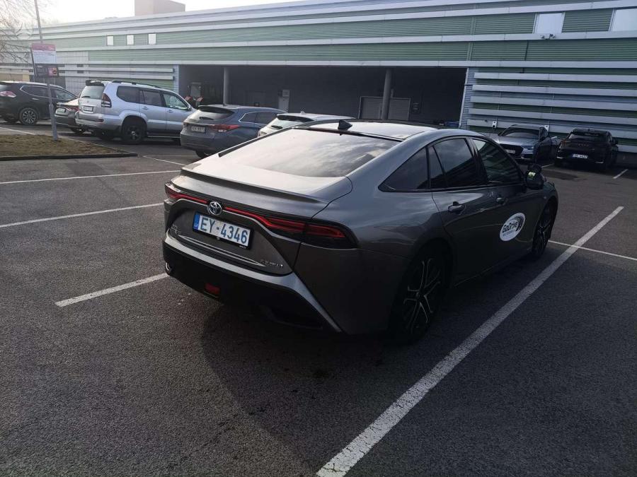 Pelēks Toyota Mirai 2022 Rīga, ar dzinēja tilpumu 0.00 L un nobraukumu 103 tūkst. km par 14850 €, foto 14 vietnē AUTOMOTO.COM.LV