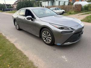 Pelēks Toyota Mirai 2023 Kauņa, ar dzinēja tilpumu 0.00 L un nobraukumu 67 tūkst. km par 12500 €, foto  vietnē AUTOMOTO.COM.LV