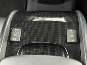 Toyota Mirai 2020 in Riga, with an engine capacity of 0.00 L and mileage of 49 thousand km for 6980 €, photo 15 on AUTOMOTO.COM.LV