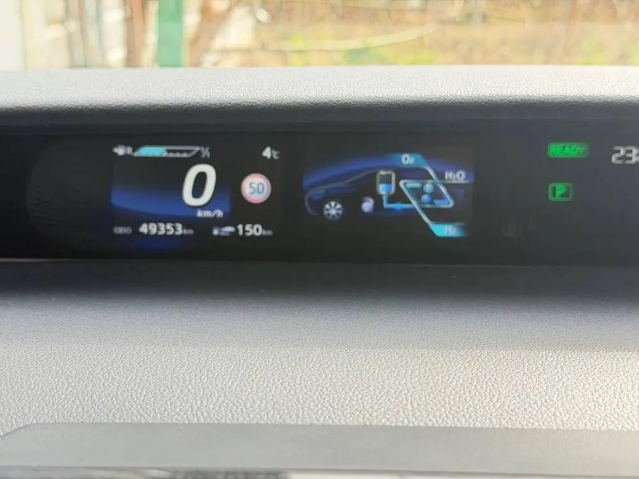 Toyota Mirai 2020 in Riga, with an engine capacity of 0.00 L and mileage of 49 thousand km for 6980 €, photo 22 on AUTOMOTO.COM.LV