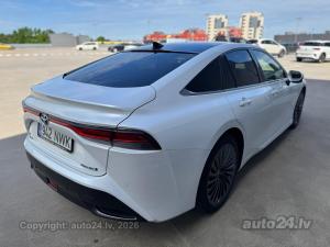 Белый Тойота Mirai 2022 в Таллин, объемом двигателя 0.00 л и пробегом 12 тыс. км за 16995 €, фото 8 на AUTOMOTO.COM.LV